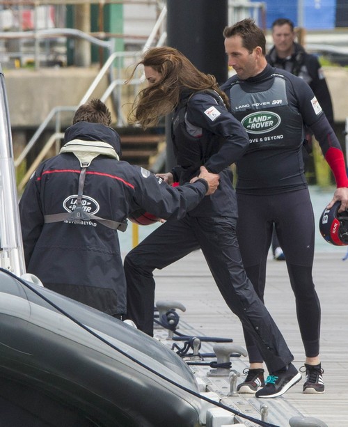 Kate Middleton Gets Trained In Sailing | Celeb Dirty Laundry