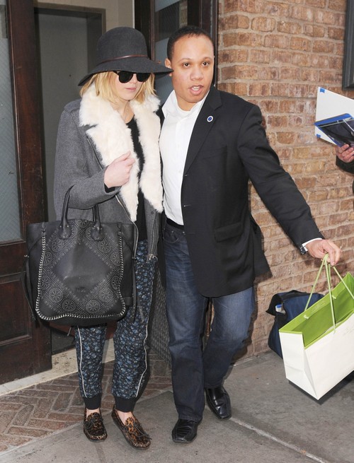 Jennifer Lawrence Makes Chris Martin Jealous With Hot New Bodyguard ...